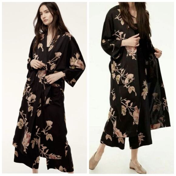 Aritzia | Jackets & Coats | Aritzia Wilfred Duarte Robe Coat Black ...